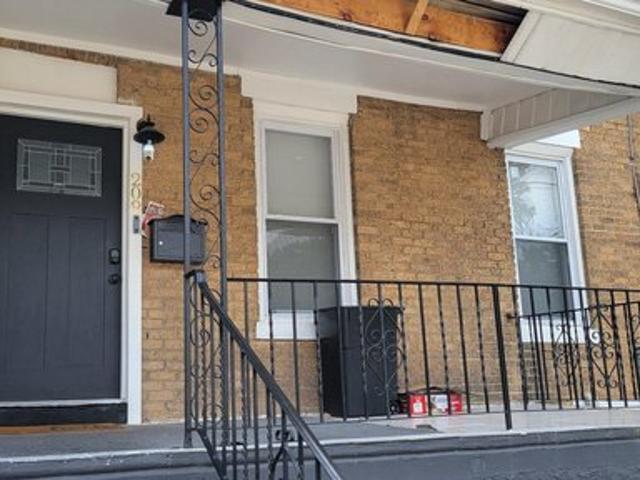 209 N 10th St, Darby, PA 19023