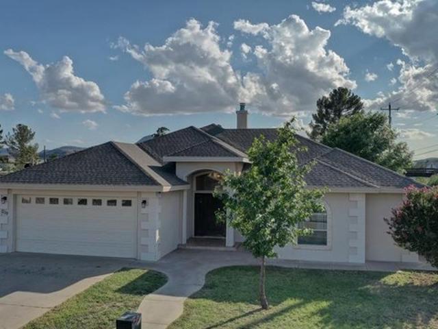 209 N 14th St, Alpine, TX 79830