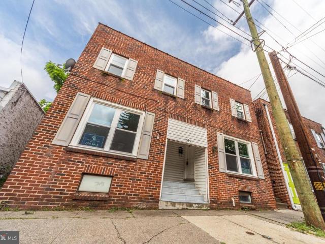 209 N York Street