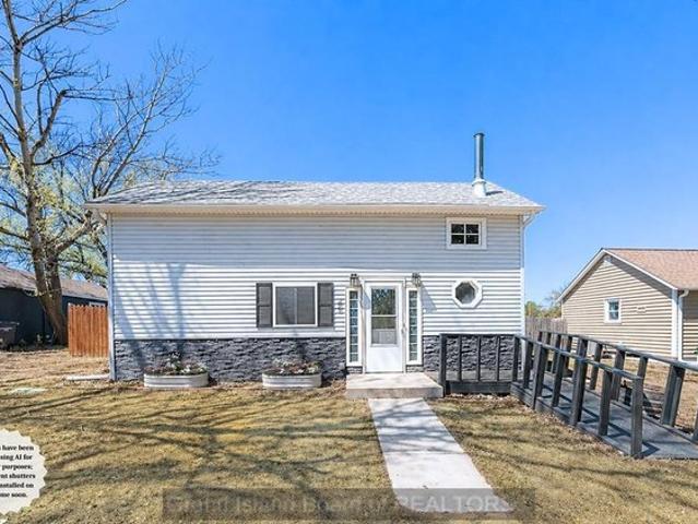 209 N Forbes Ave, Kenesaw, NE 68956