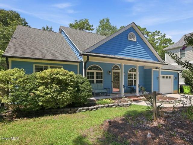 209 N Holland Point Dr, Stella, NC 28582
