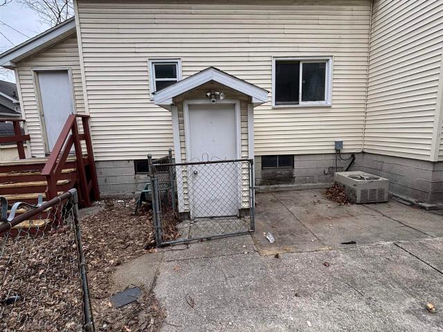 209 N Linn Street