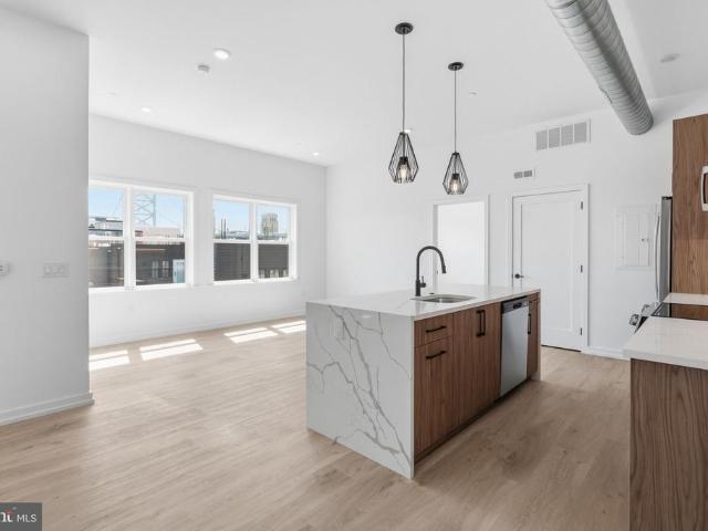 209 New Street # 6B