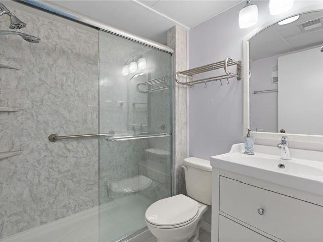 209 NE Lincoln Cir N, Unit 109, St. Petersburg, FL 33702 | MLS #TB8494