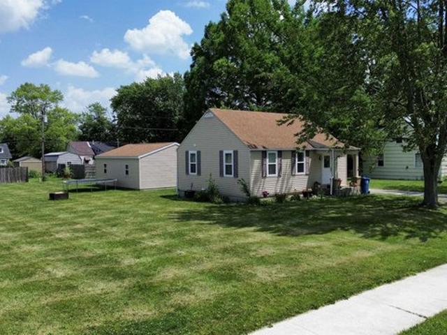 209 S Washington St, Monroeville, IN 46773