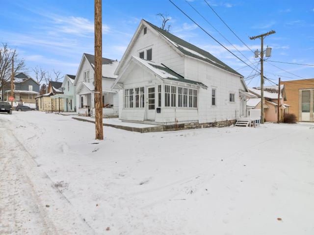 209 S Whites Ave, Marion, IN 46952 | MLS #202549 | Compass
