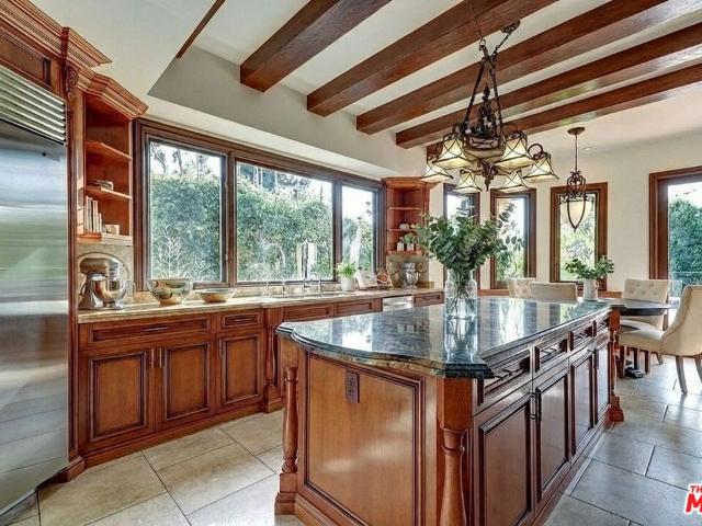 209 S Anita Ave, Los Angeles, CA 90049 | MLS #25575