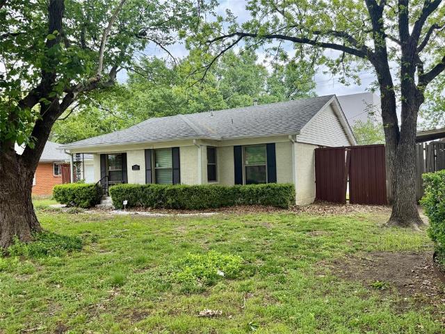 209 S Lindale Ln, Richardson, TX 75080 | MLS #21223 | Compass