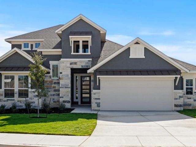 209 Sawtooth Oak Dr, Seguin, TX 78155