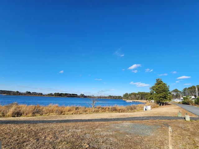 209 Sandy Beach Dr, Dagsboro, DE 19939 | MLS #DESU2103 | Compass