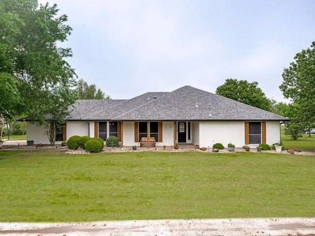 209 Schreiber Dr, Haslet, TX 76052