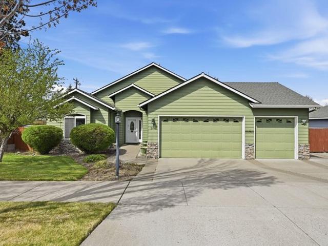 209 SE Soft Tail Dr, Bend, OR 97702