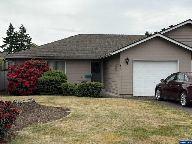 209 SE Stone 211 Ln, Dallas, OR 97338
