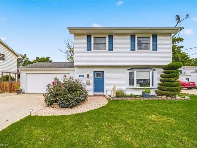 209 Shelton Blvd, Eastlake, OH 44095