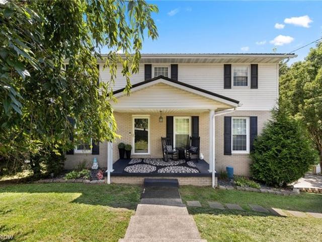 209 Spring Park Ave, Saint Clairsville, OH 43950