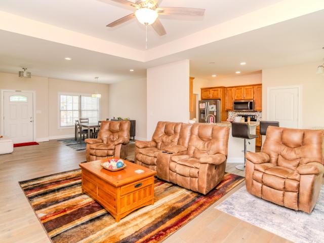 209 Squires Way
