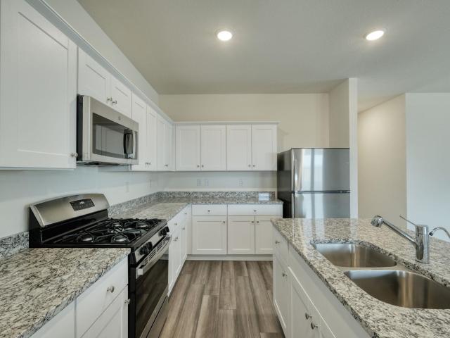 209 Stonebrook DR