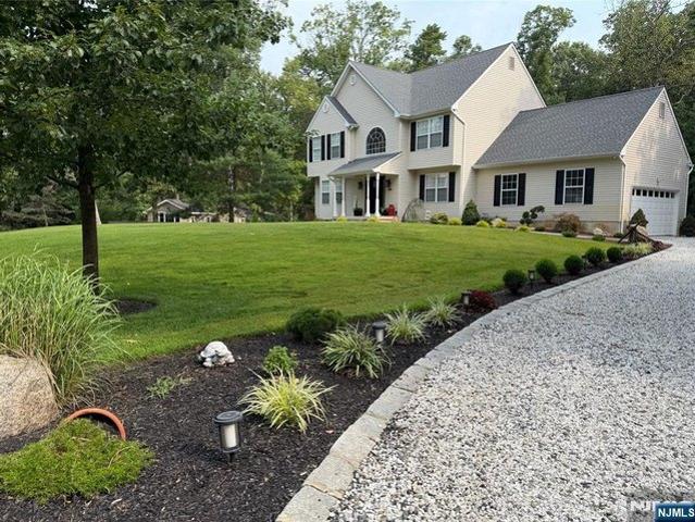 209 Success Rd, Upper Freehold, NJ