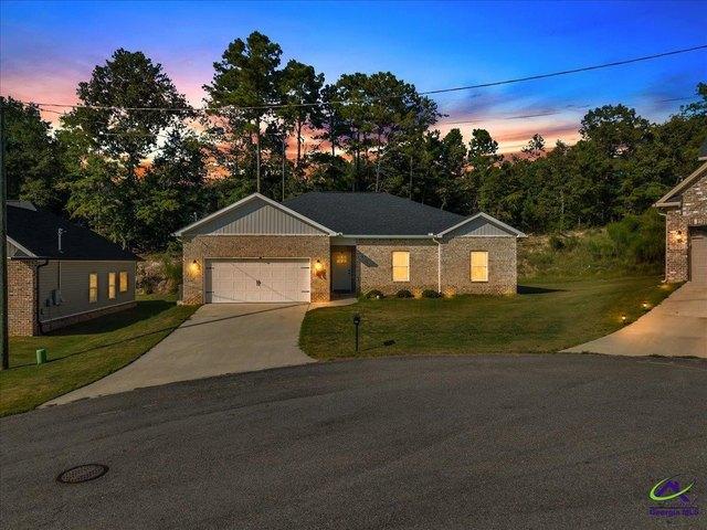 209 Sugar Maple Ct, Byron, GA 31008