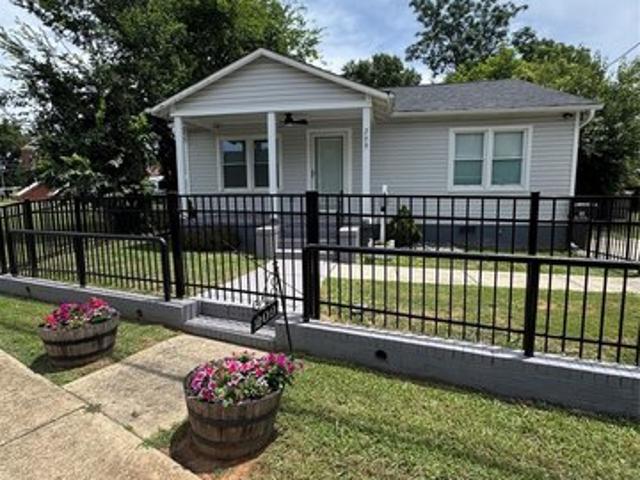 209 Pond St, Rock Hill, SC 29730