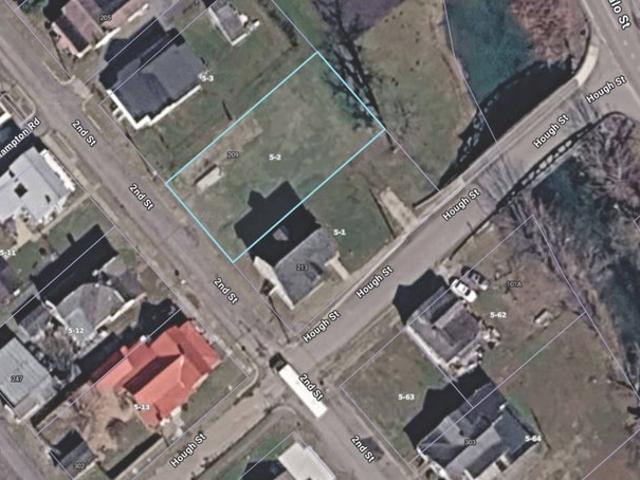 209 Park Dr, Mannington, WV 26582