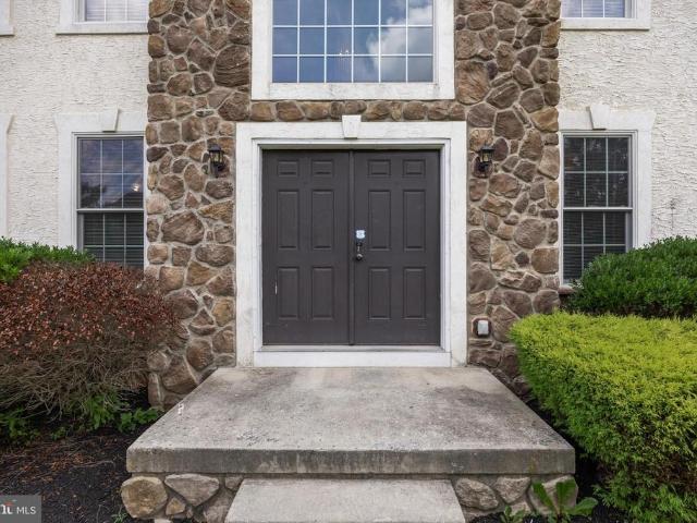 209 Peony Lane