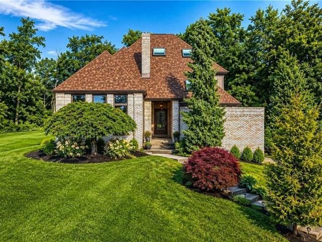 209 Pleasant View Ct, Clairton, PA 15025