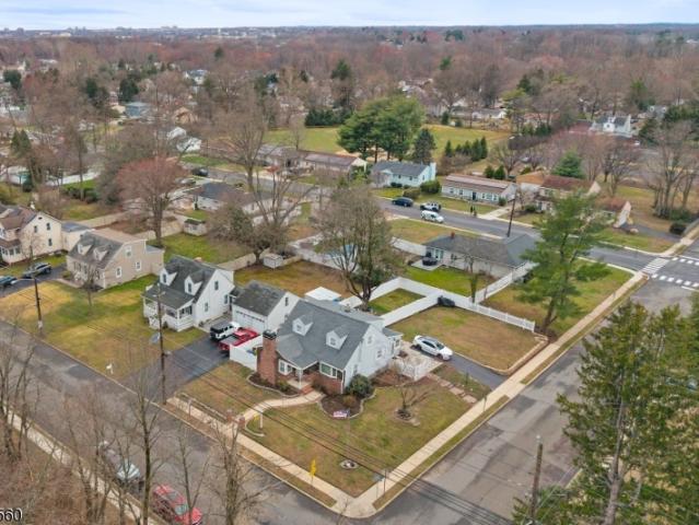 209 Princeton Ave