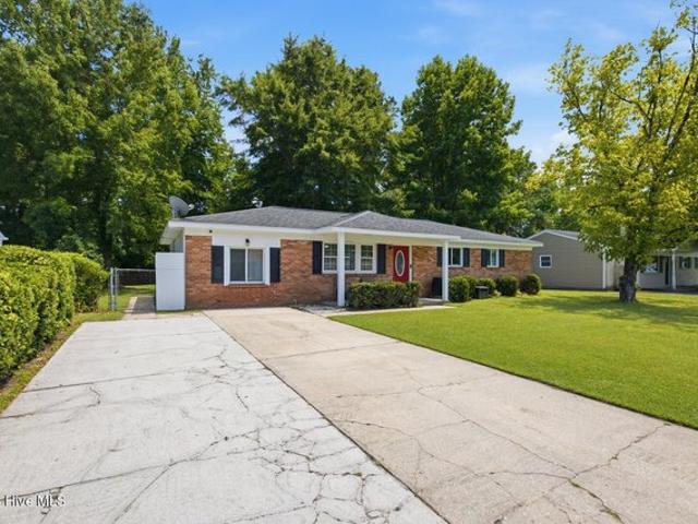 209 Ramsey Dr, Jacksonville, NC 28540