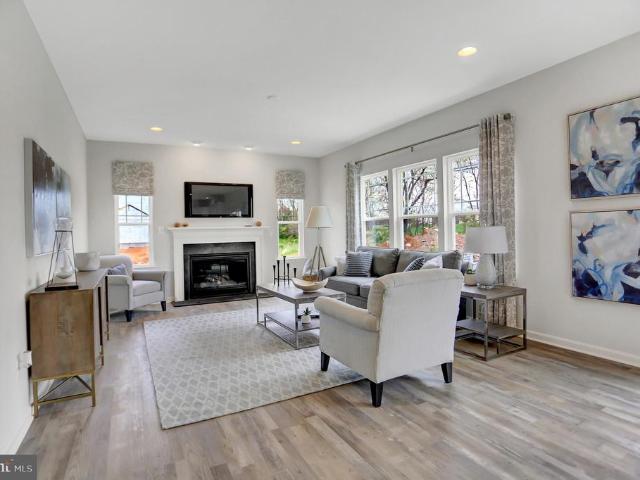 209 Redstone Terrace