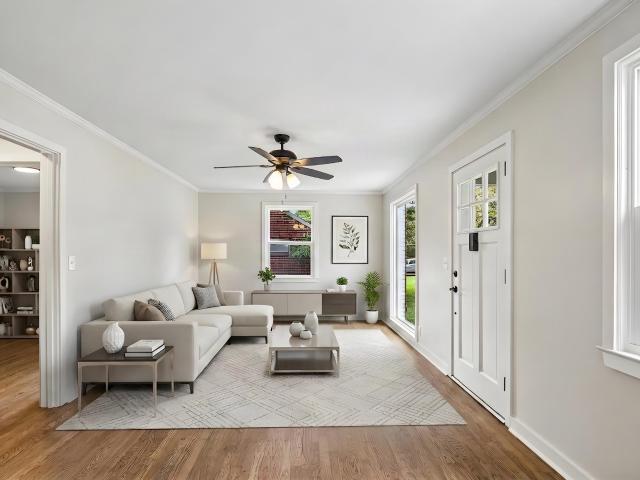 209 Ridgeway Dr