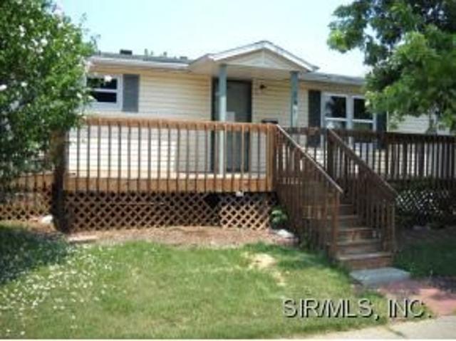 209 W 2nd South St, Mount Olive, IL 62069