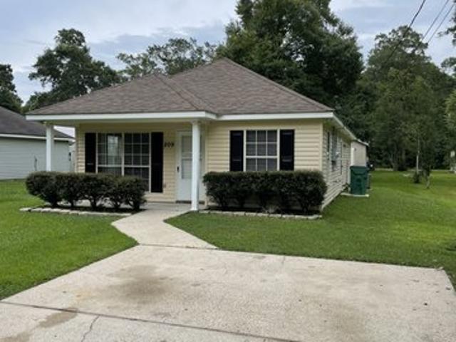 209 W 31st Ave, Covington, LA 70433