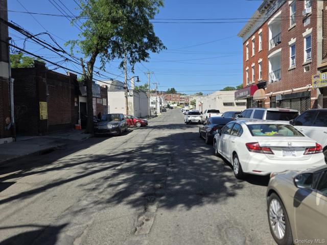 209 W 3rd Street