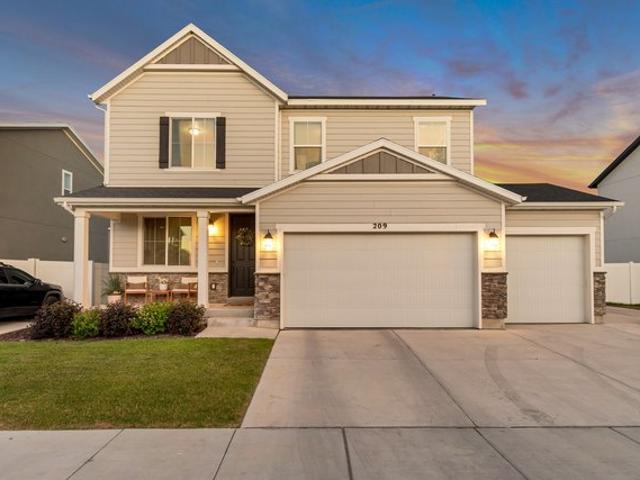 209 W Willet Dr, Salem, UT 84653