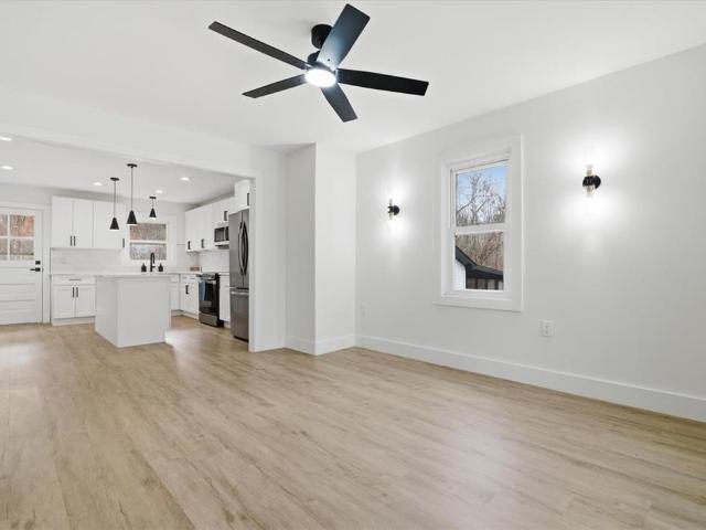 209 W Douglasville Road