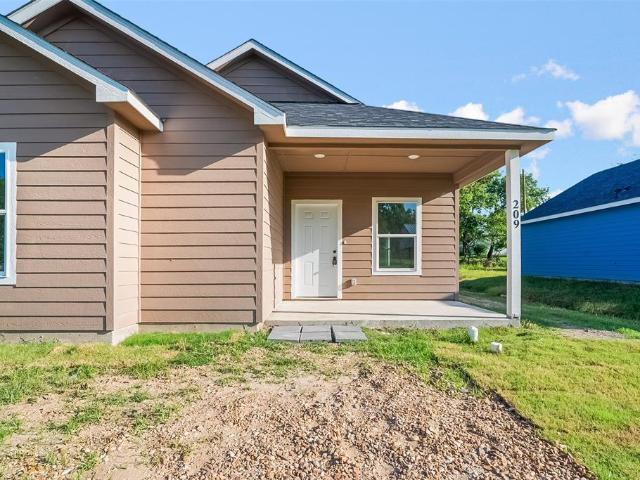 209 W Elm Street