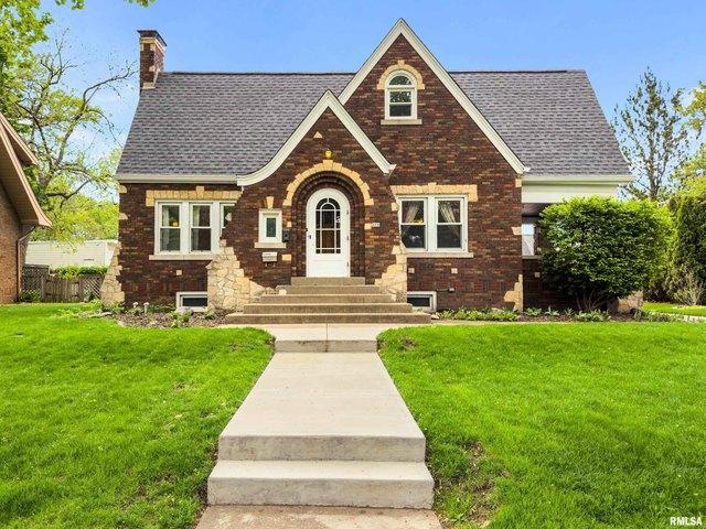 209 W Hanssler Pl, Peoria, IL 61604