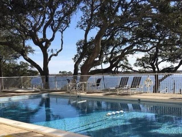 209 W Miracle Strip Pkwy Unit A304, Mary Esther, FL 32569