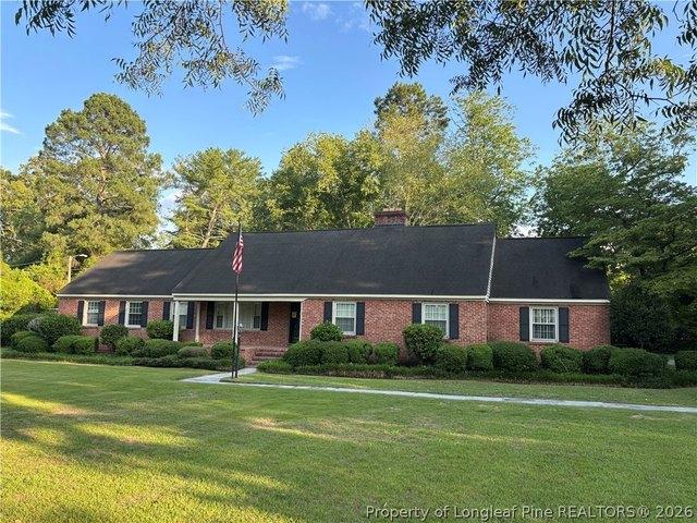209 W Prospect Ave, Raeford, NC 28376