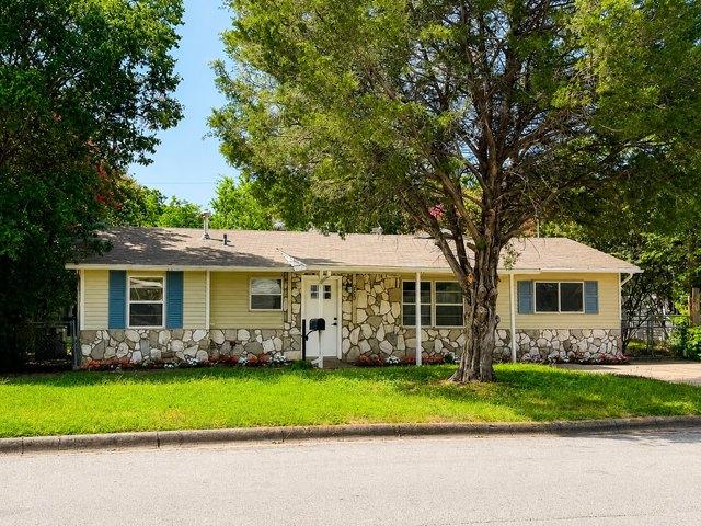209 W Southern Ave, Saginaw, TX 76179