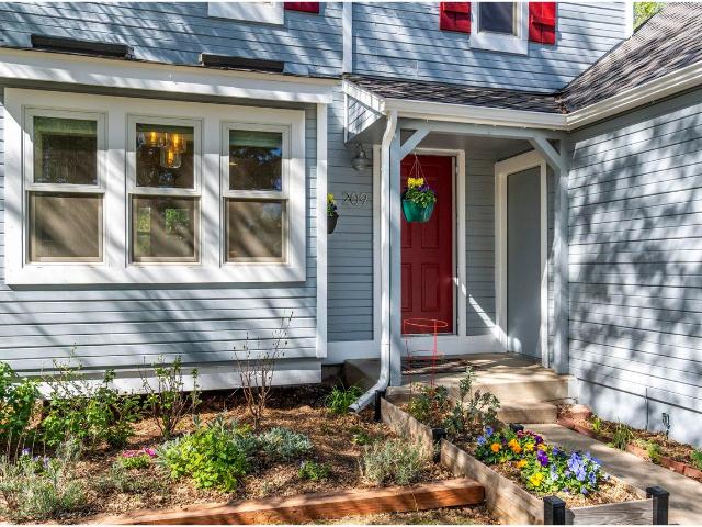 209 W Sycamore Ln, Louisville, CO 80027 | MLS #1057