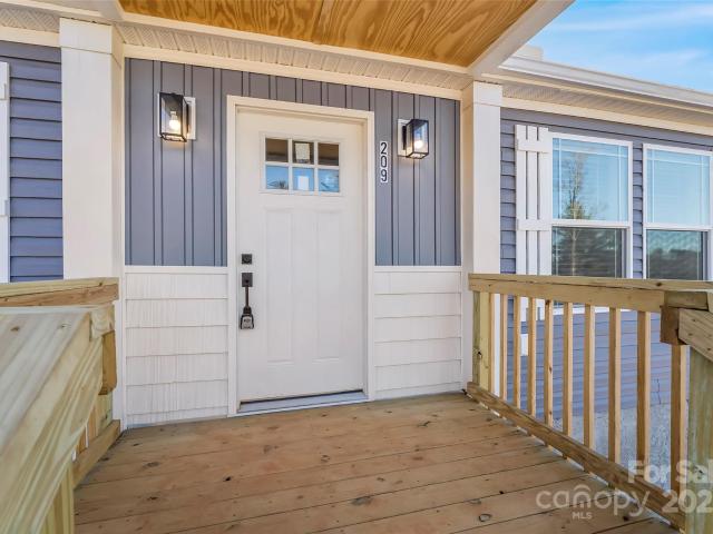 209 Walnut Br Rd, Weaverville, NC 28787 | MLS #4272 | Compass