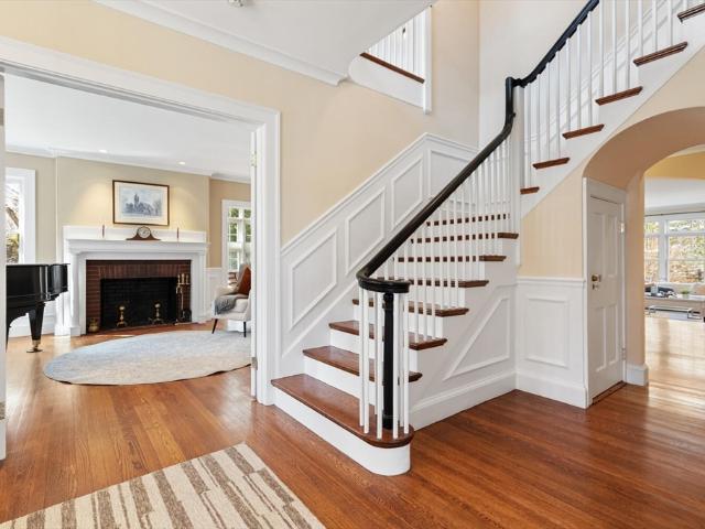 209 Waltham St, Lexington, MA 02421 | MLS #73495