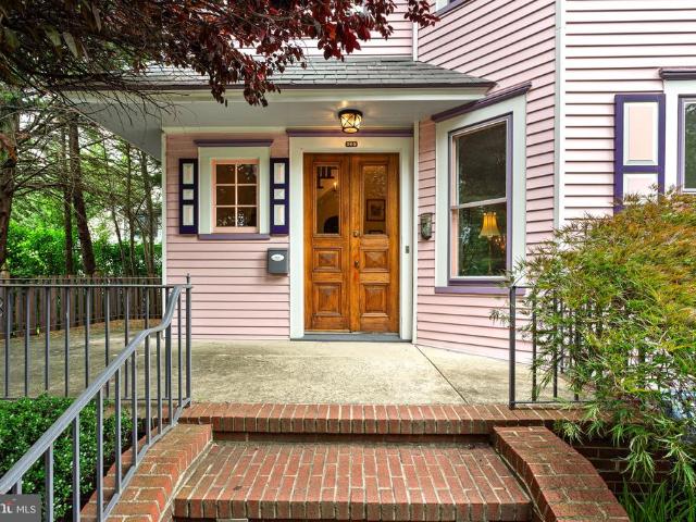 209 Warwick Road