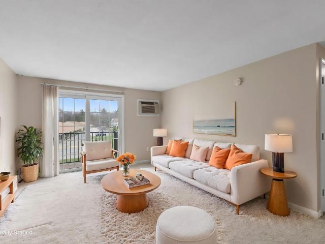 209 White Cedar Boulevard
