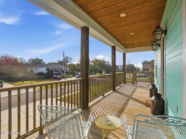 209 White Harbor Road
