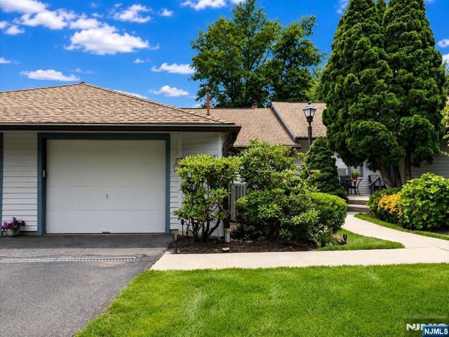 209 Wind Hollow Court