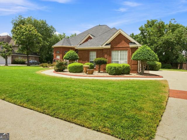 209 Trellis Walk