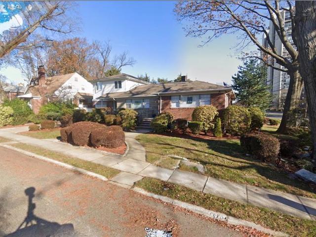 209 Tremont Avenue